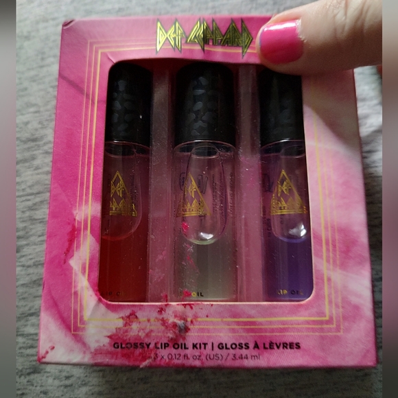 Rock and Roll Beauty | Makeup | Def Leppard Lip Kit | Poshmark
